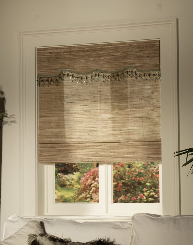 Contempo Cornice with Decorative Trimmings - US Verticals